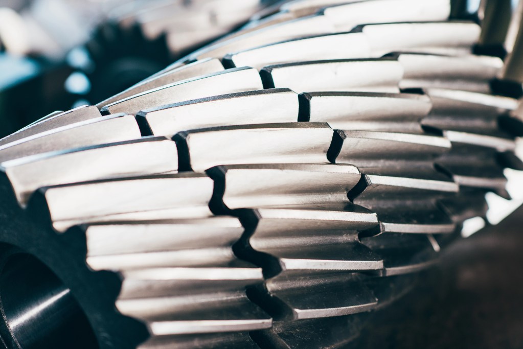 Helical Gears: The Twisted World Of Angled Teeth - TechMeStuff